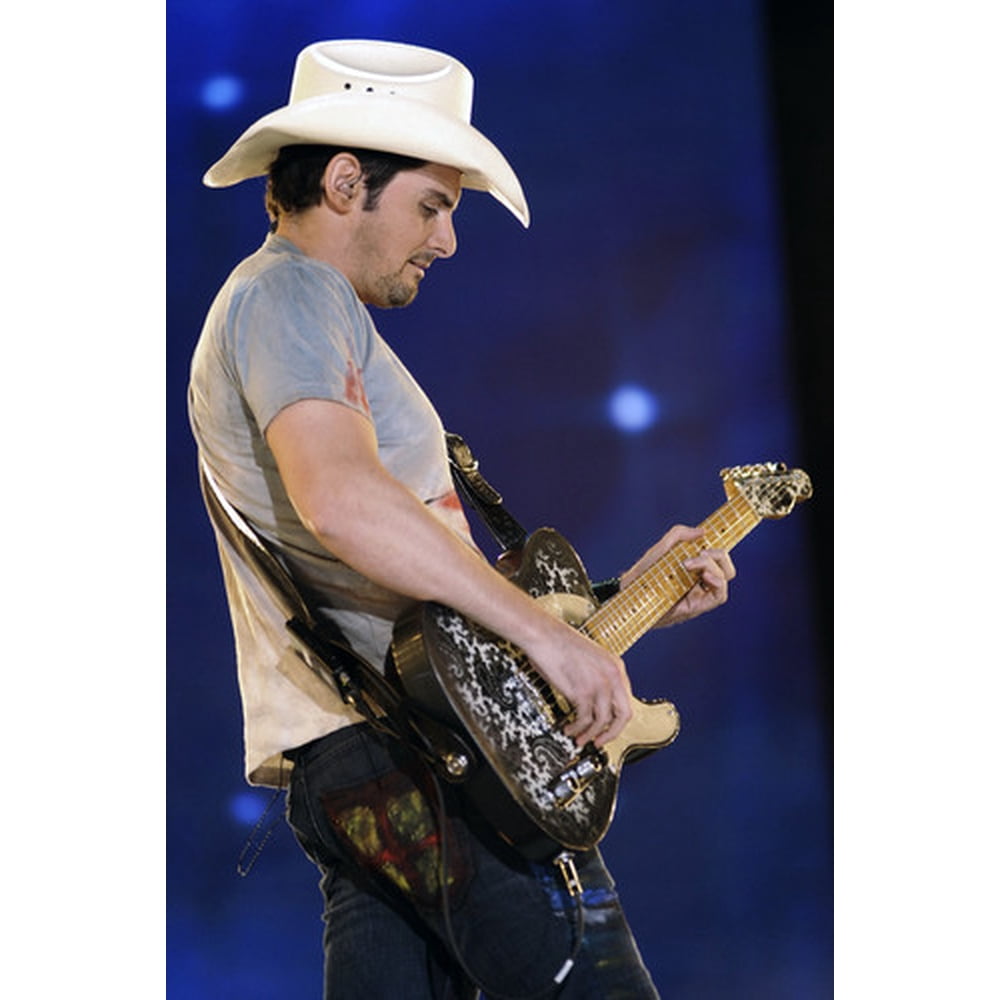 Brad Paisley Concert 24x36 Poster - Walmart.com - Walmart.com