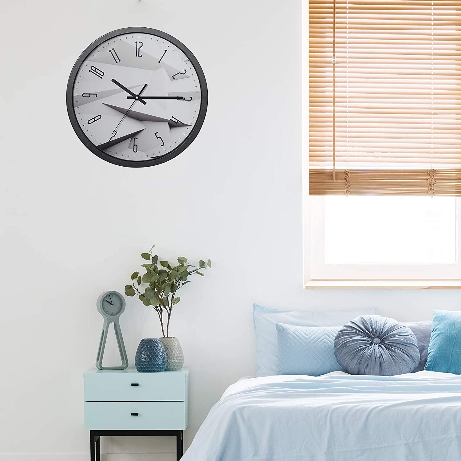 VECELO 11.8 Inch Black Wall Clock Iron Frame Modern Clock Home Decor ...