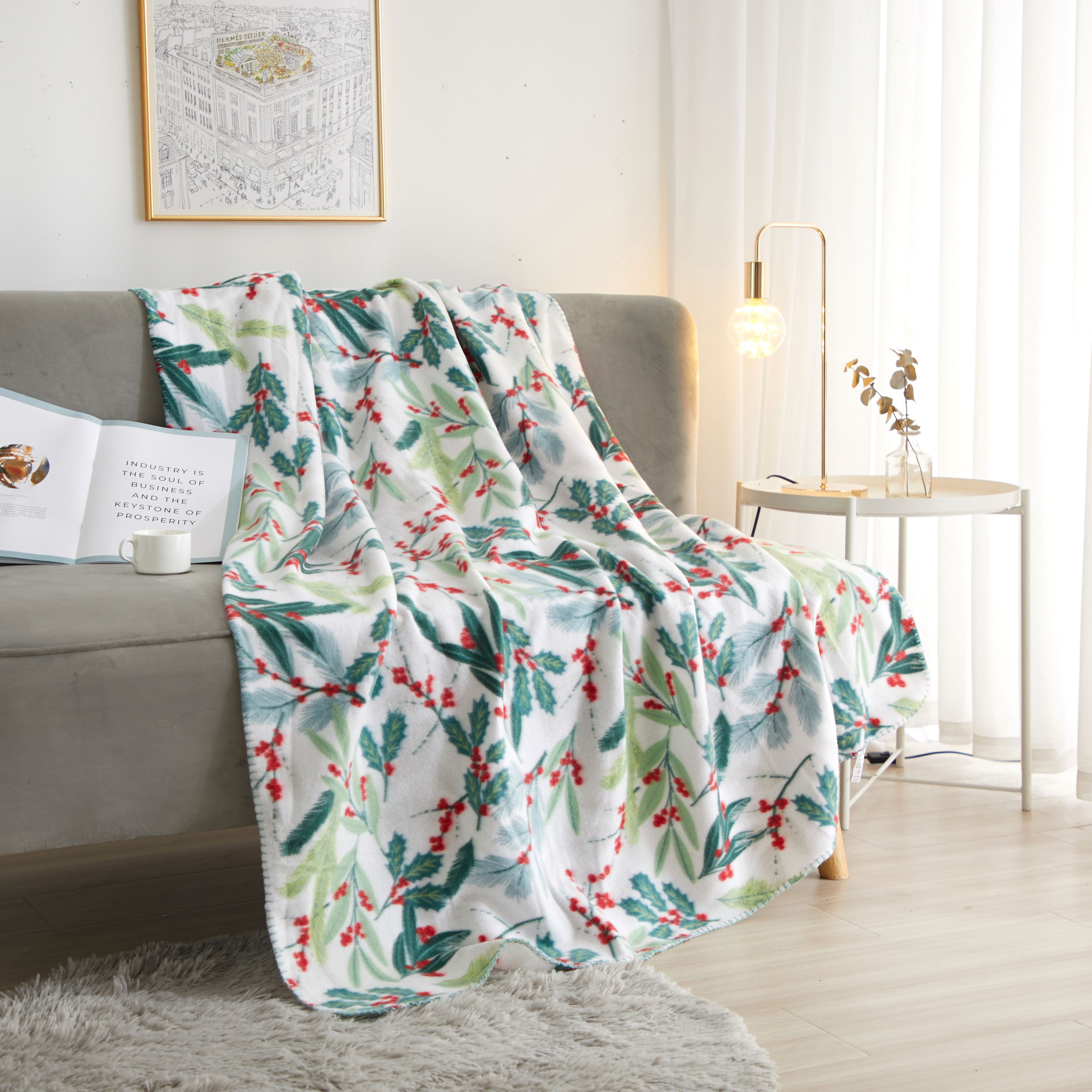 Mainstays Fleece Plush Throw Blanket, 50" x 60" inches, Holiday Pine ...