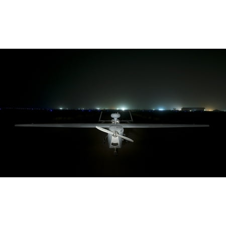 An RQ-5 Hunter unmanned aerial vehicle Poster Print (18 x 10) | Walmart ...