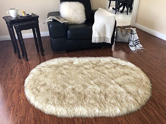 LAMBZY Faux Sheepskin Hypoallergenic Oval Silky Shag Rug, Luxury Shaggy ...