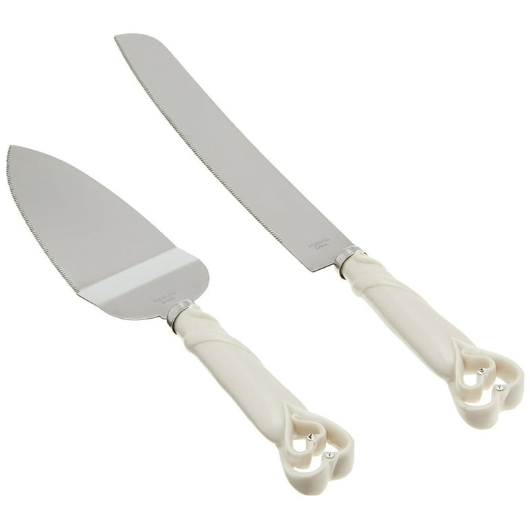 Interlocking Hearts Cake