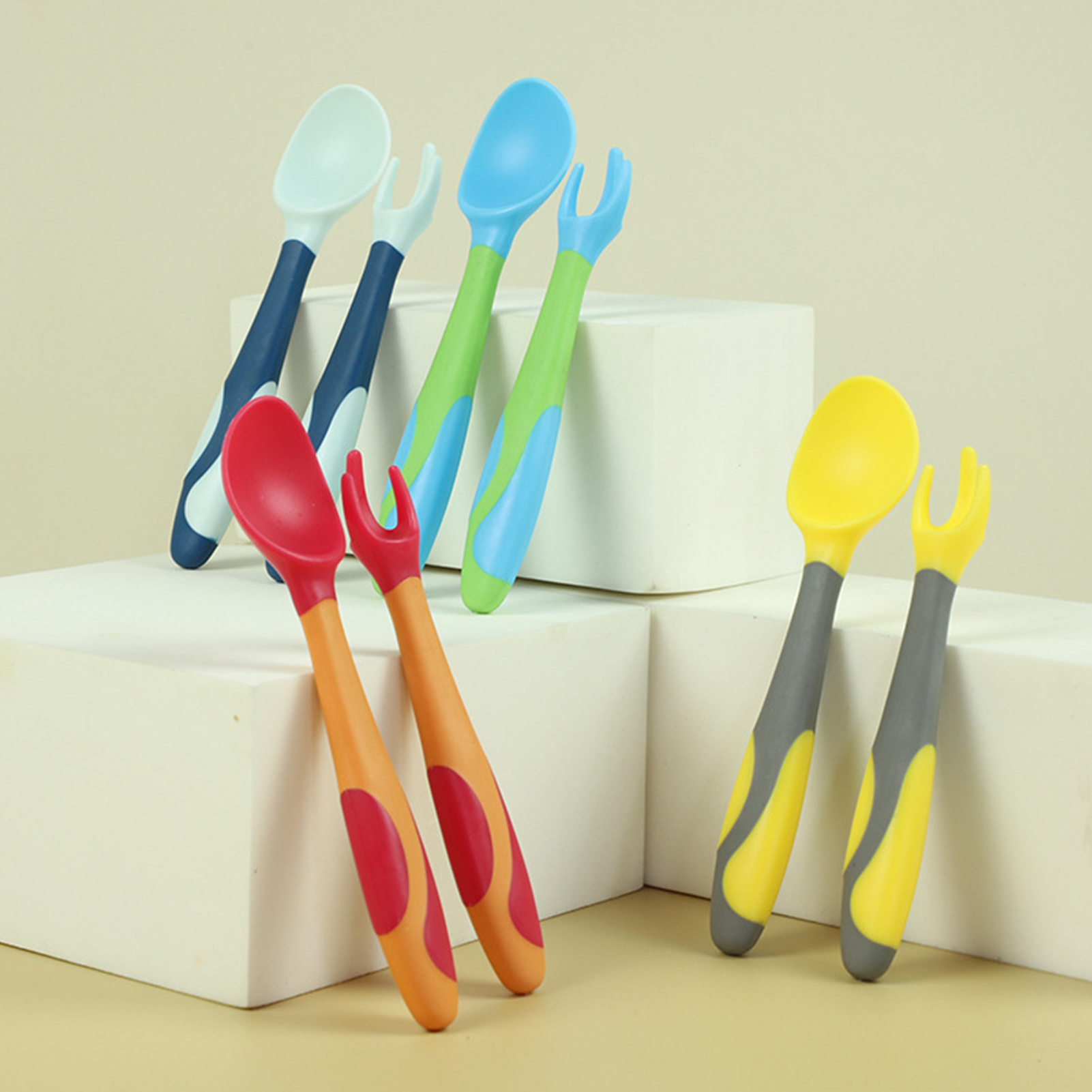 Tuelaly 1 Set Baby Fork Comfortable Grip Non-slip Handle 360 Degree ...