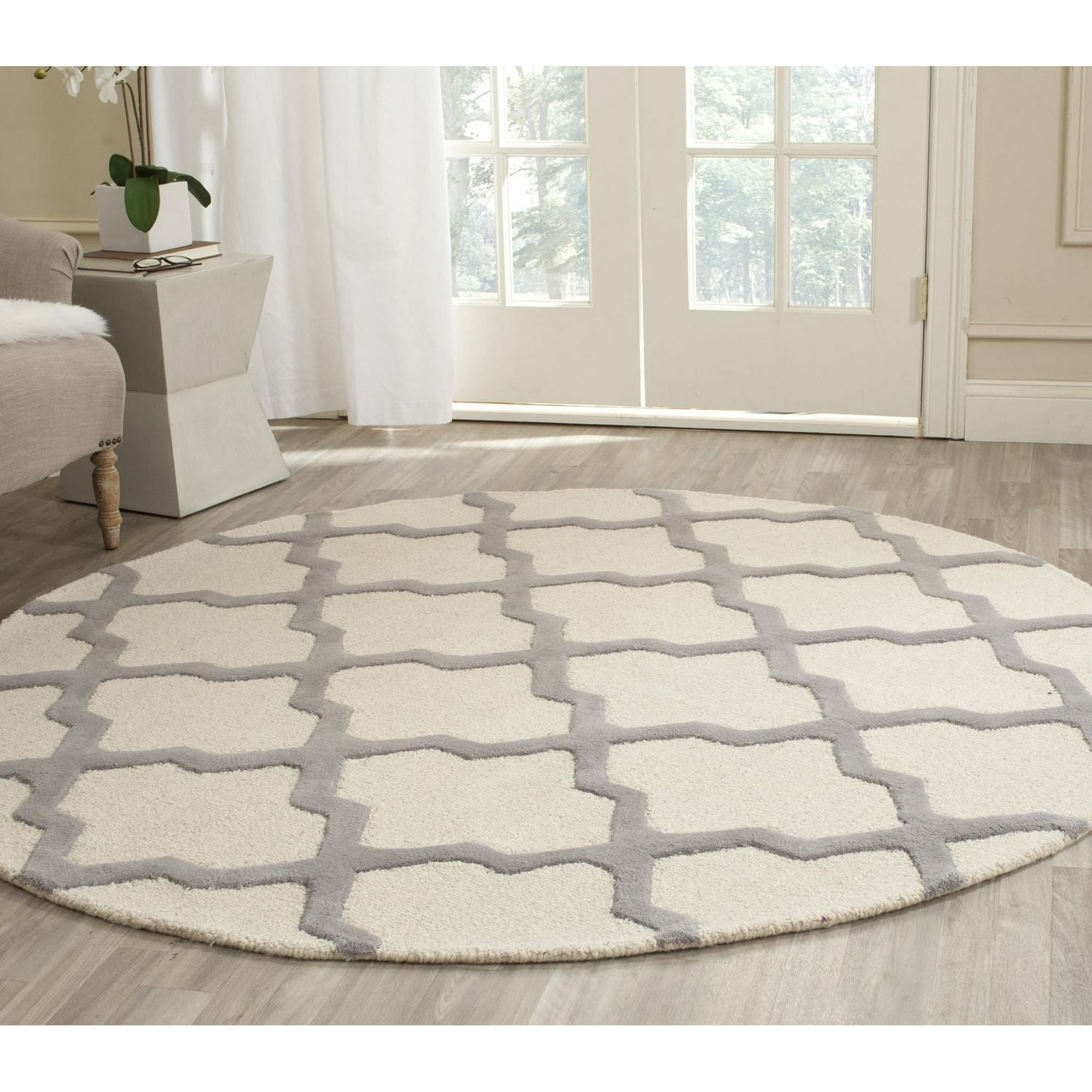 Click here for Safavieh Cambridge Liam Geometric Area Rug 6 X 6 R... prices