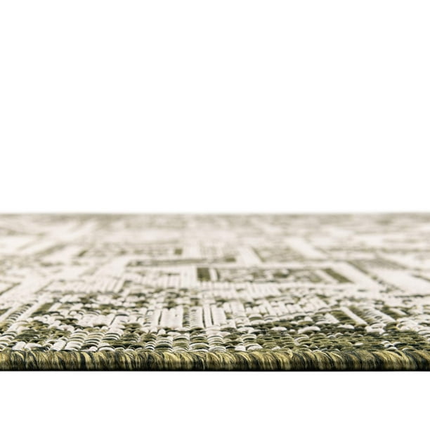 Rugs.com Outdoor Aztec Collection Rug – 4 Ft Round Green Flatweave Rug ...