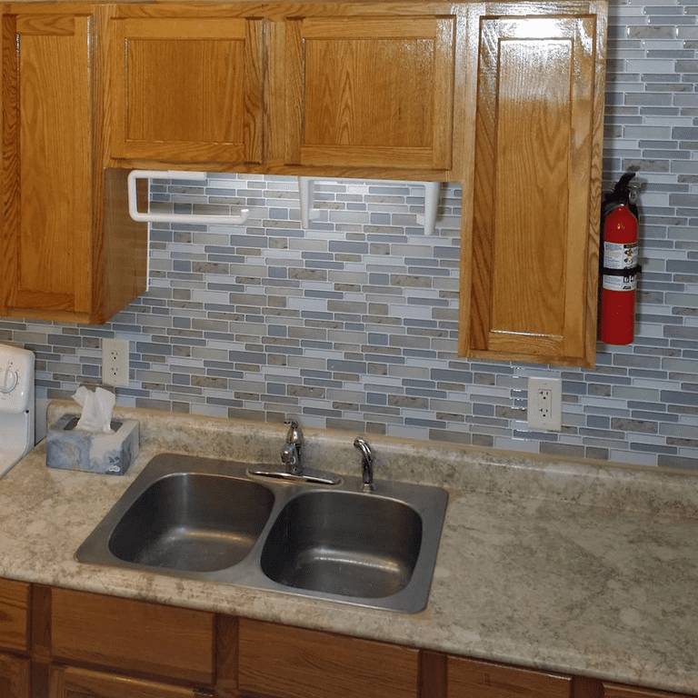 Cream Glass Backsplash