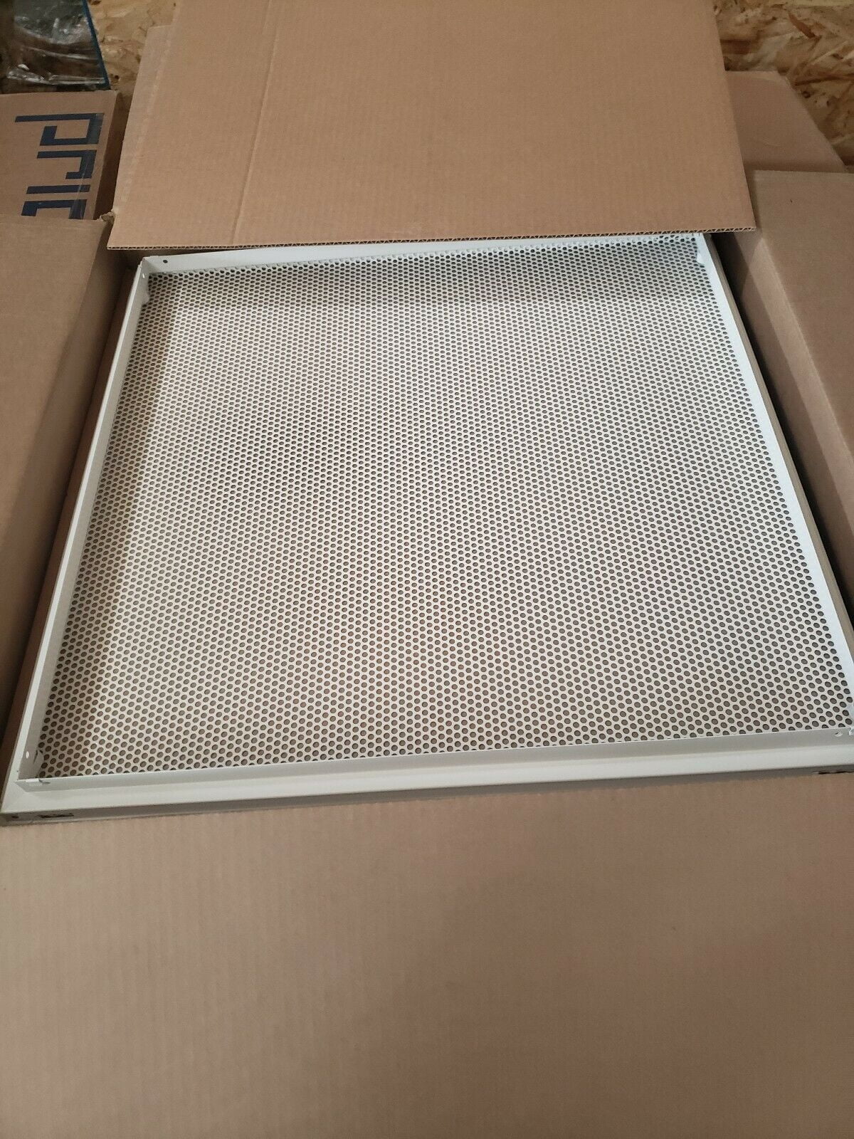 PDDR - Perforated Return Diffuser 22/22" PDDR/3/N-DCT 24" x 24", B12 (5 ...