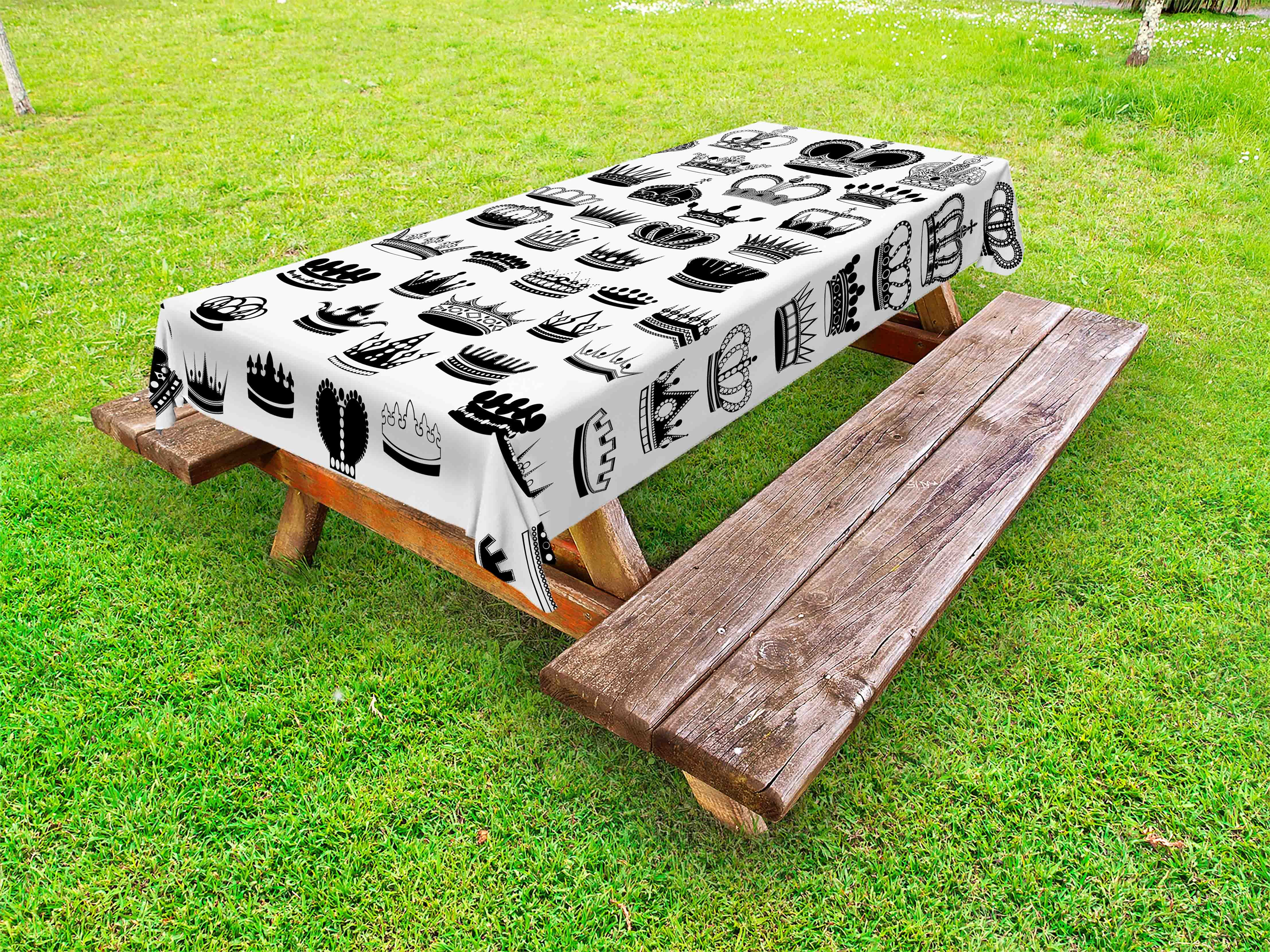 Queen Outdoor Tablecloth, Big Silhouette Crown Set Monarchy Imperial ...