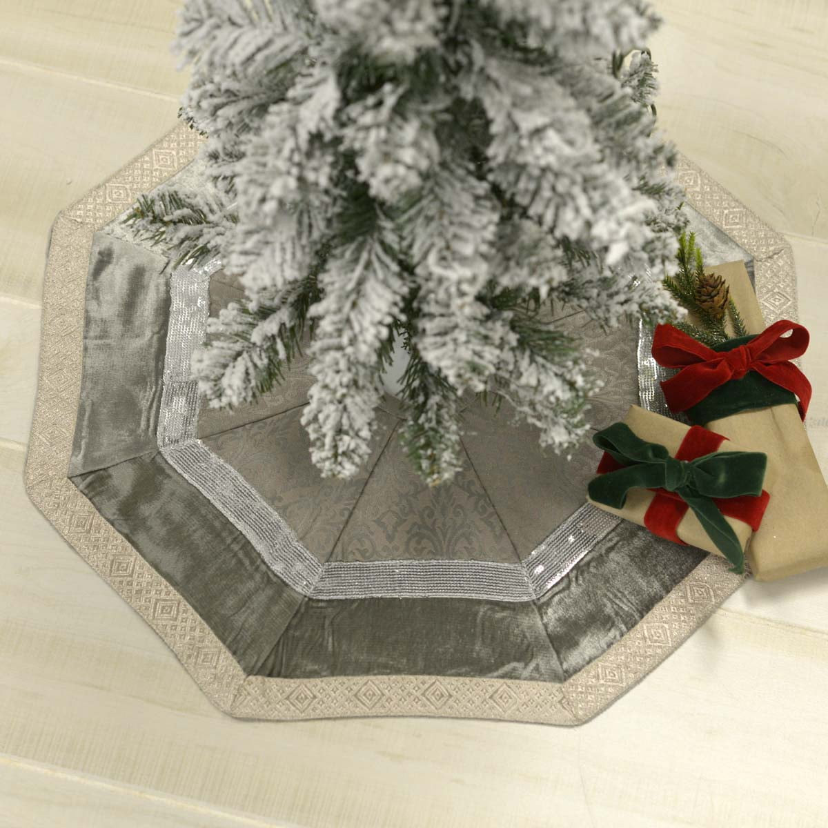 Dove Grey Glam Christmas Decor Allura Viscose Metallic Ribbon Velvet ...