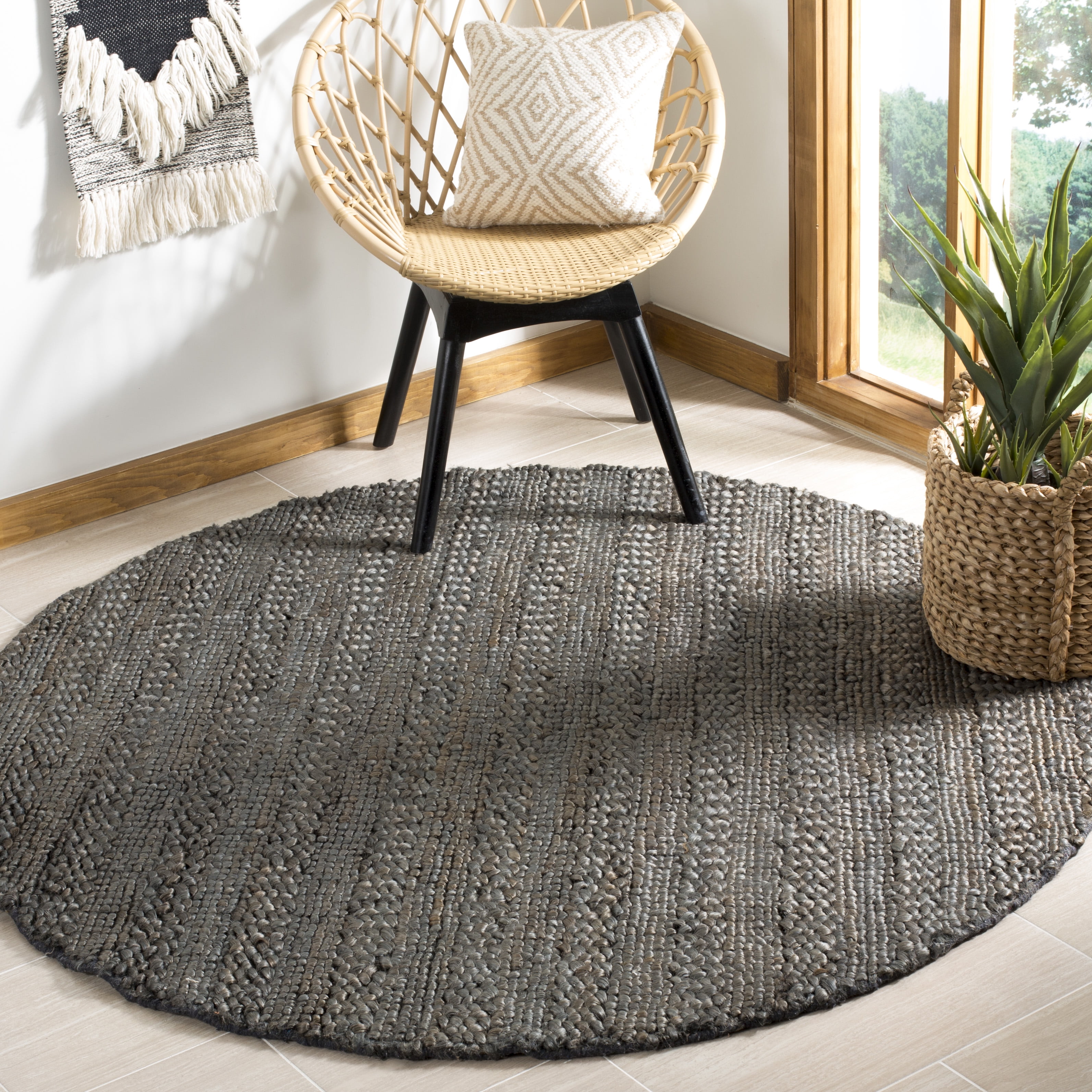 SAFAVIEH Natural Fiber Henrika Braided Area Rug, Charcoal, 4' x 4 ...