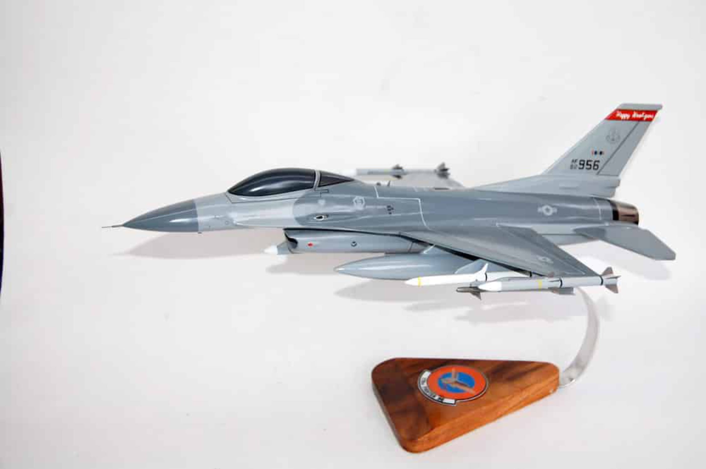 Lockheed Martin® F-16 Fighting Falcon®, 178th Fighter Squadron, 18 ...