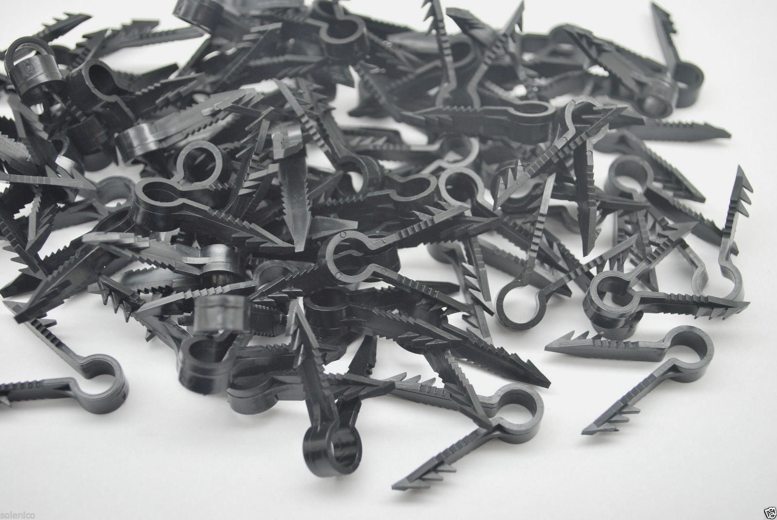 100 SINGLE BLACK 1/4" PUSH-IN CABLE CLIPS RG6 RG59 PERFECT VISION U6BLK ...