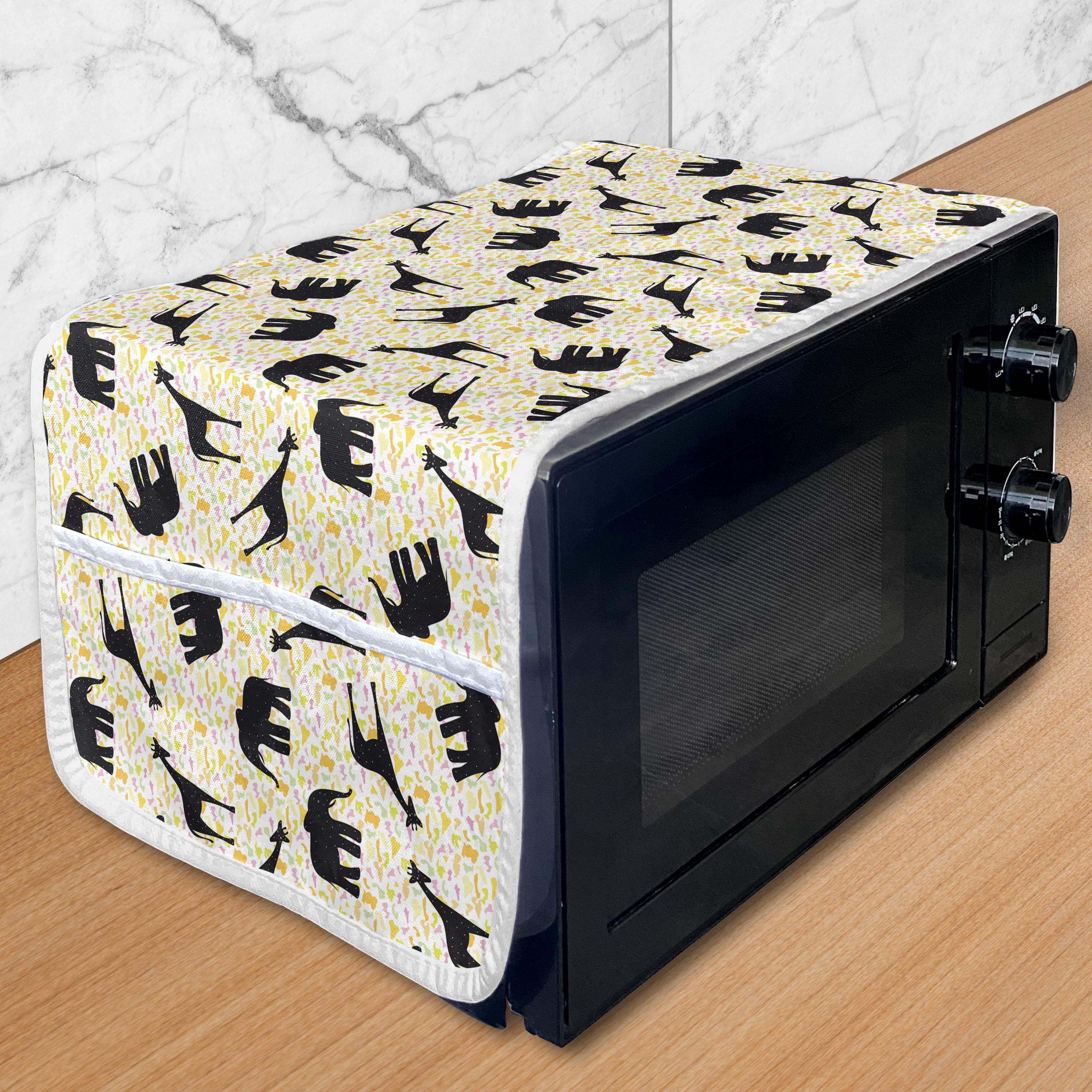 Giraffe Microwave Oven Cover, Pattern with Cartoon Giraffes and ...