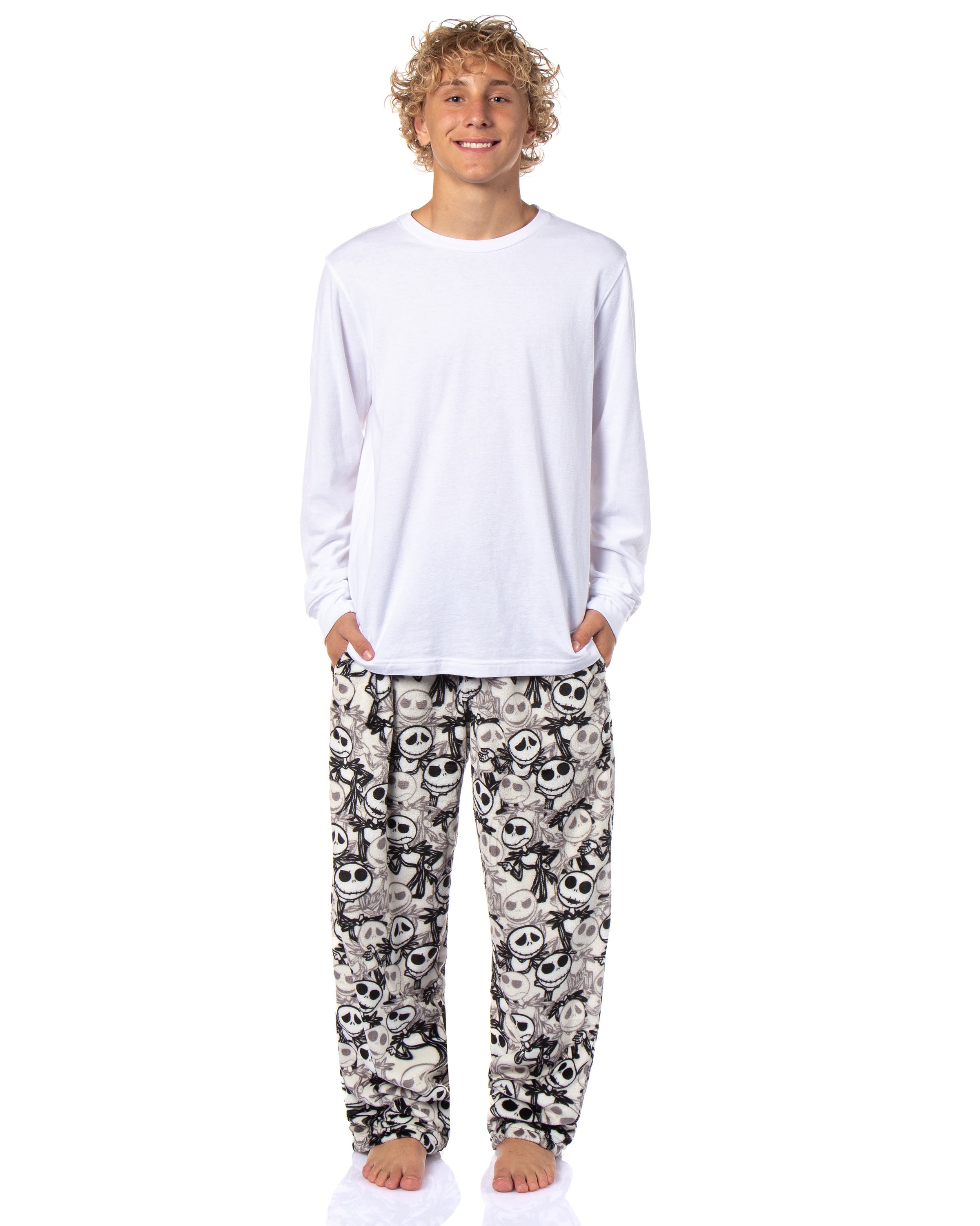 Spooky Christmas Pajamas Confused Nightmare Before Christmas GIF ...