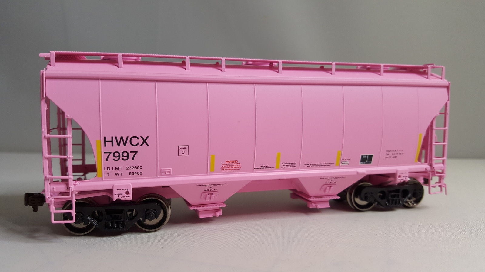 American Limited Models 1097 HO HWCX 2-Bay Covered Hopper #7996 ...