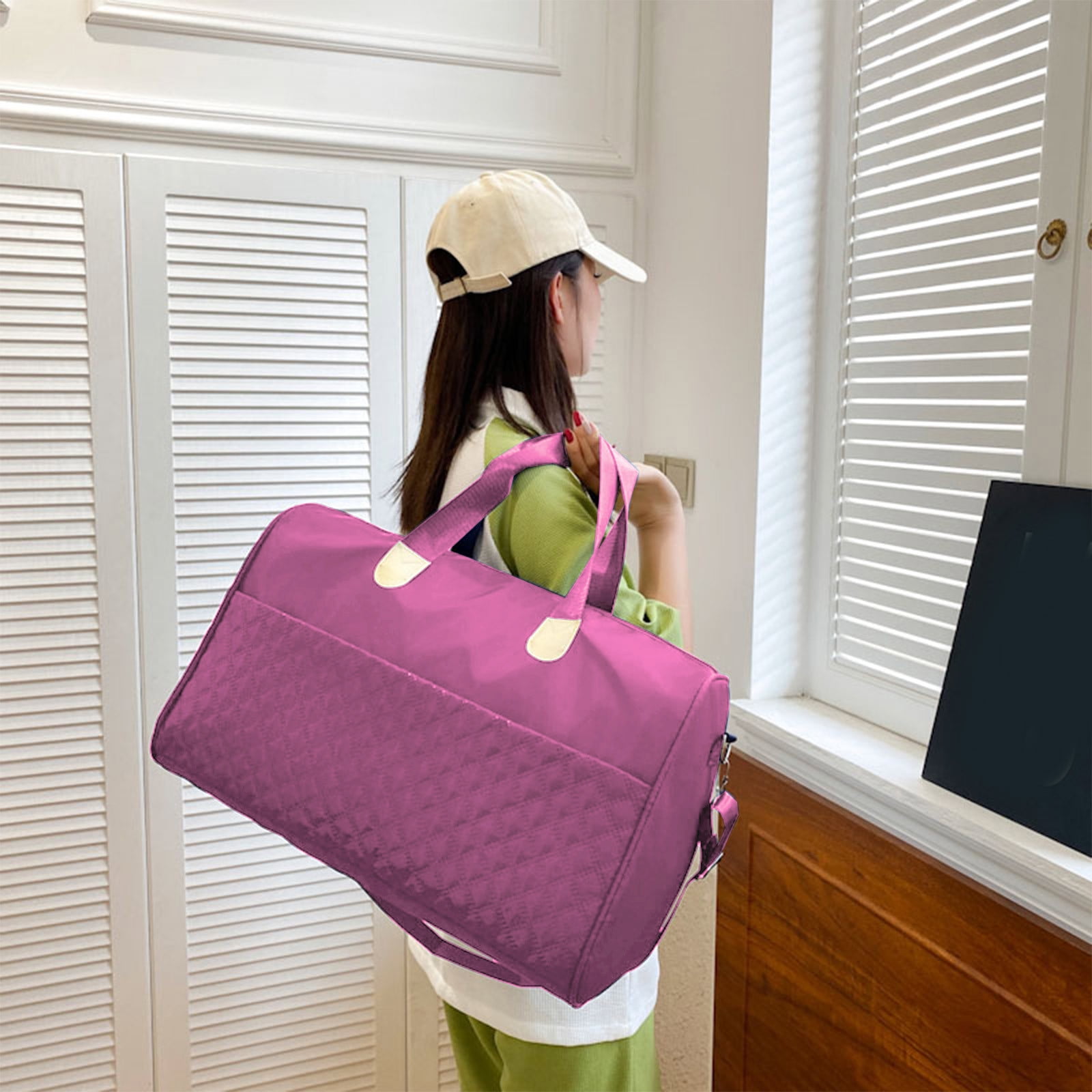 Rainproof handbags store