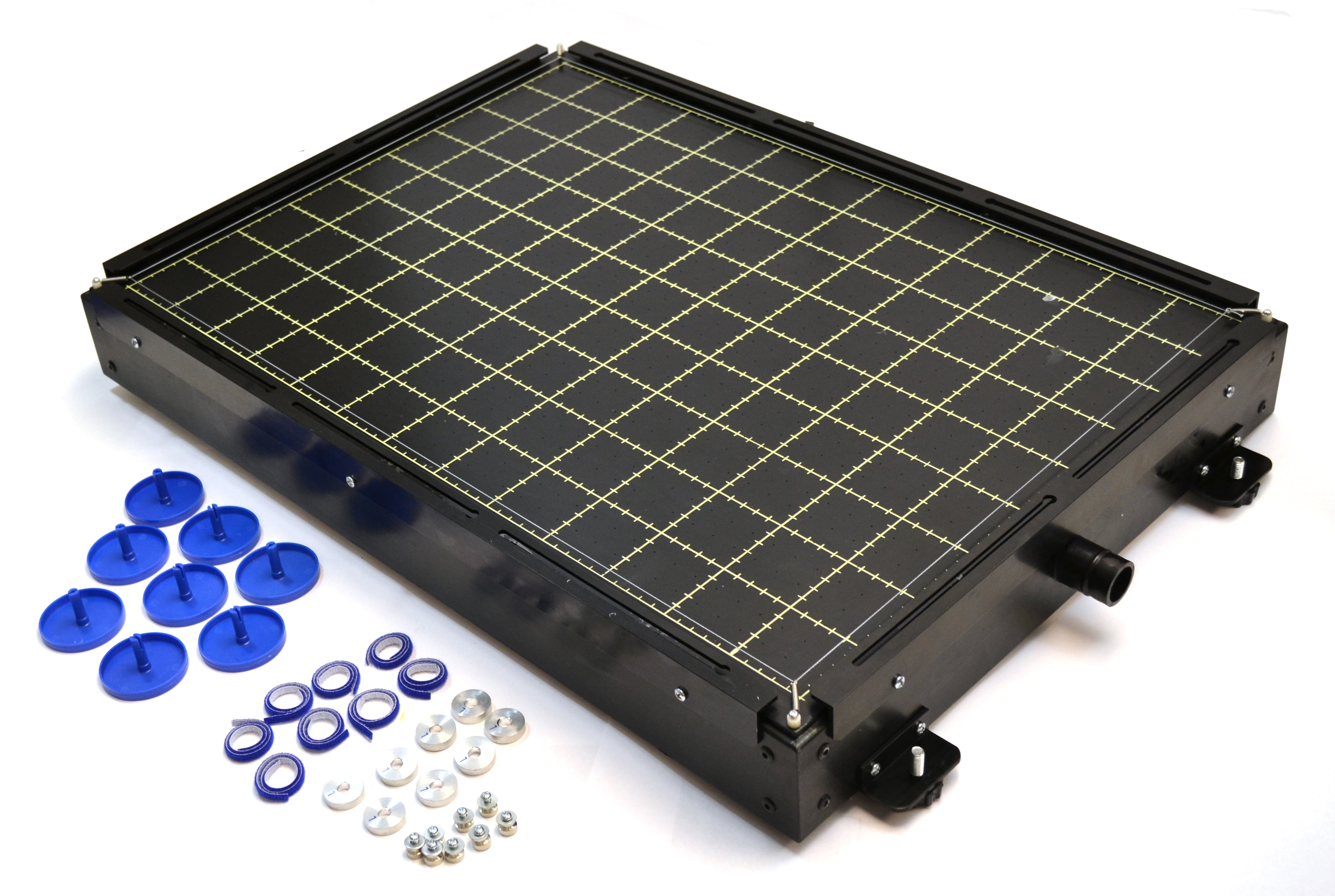 Eisco Labs Physics Air Table for frictionless Motion, Workable area 65 ...