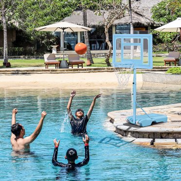 SwimWays Poolside Basketball Hoop, Heavy-Duty Water Sport Game Set for ...