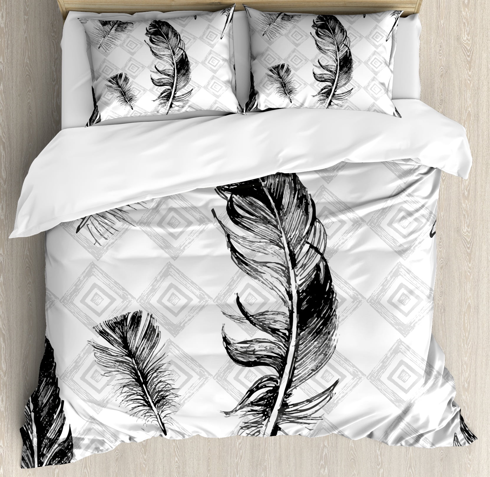 Feather King Size Duvet Cover Set, Faded Geometric Backdrop Nested ...