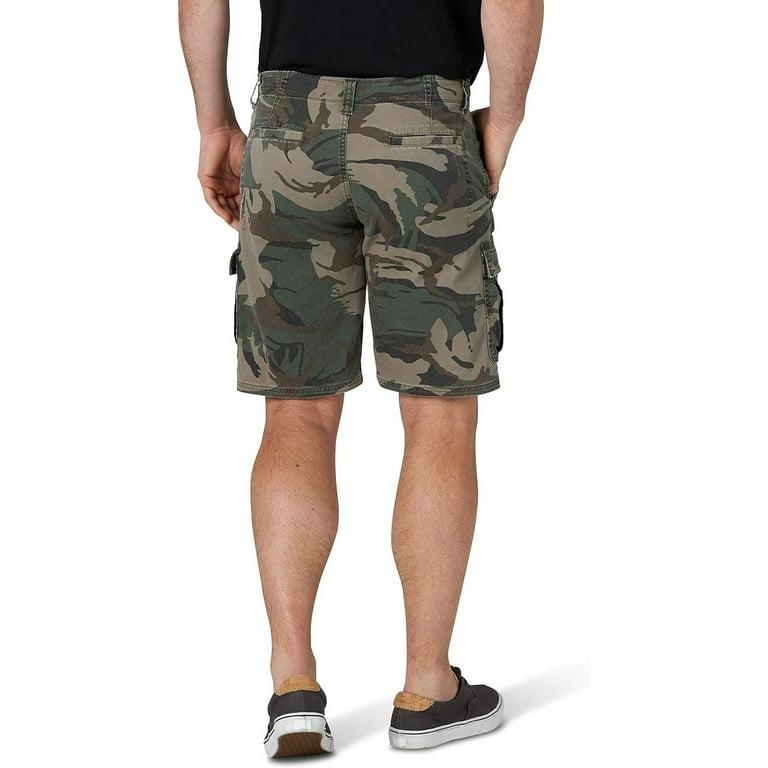Wrangler Relaxed Raise Camo, Cargo Stretch Shorts (Men's 42 Wrangler Relaxed Raise Camo, Cargo Stretch Shorts (Men's 42