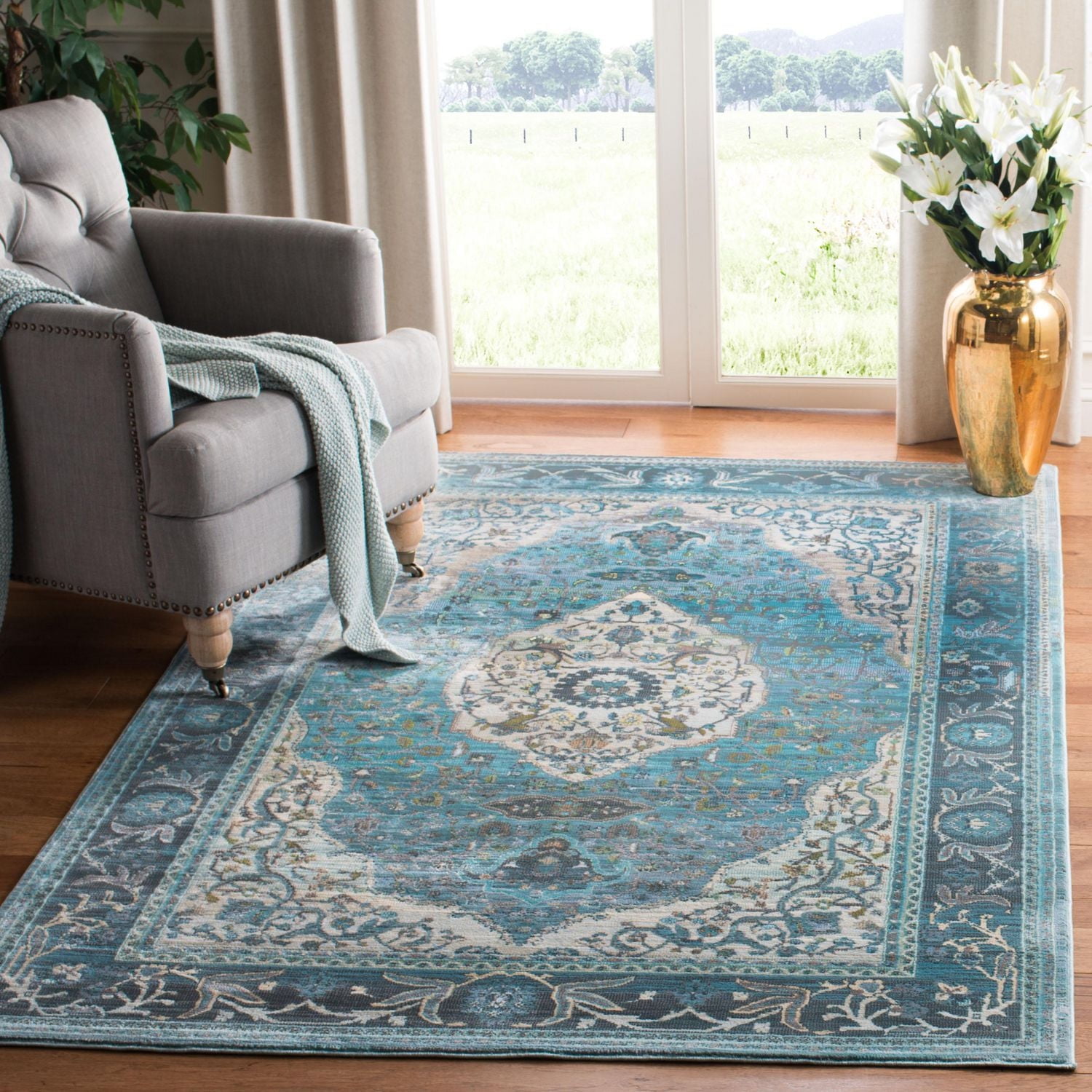 Click here for Safavieh Luxor Amadine Floral Bordered Area Rug 67... prices