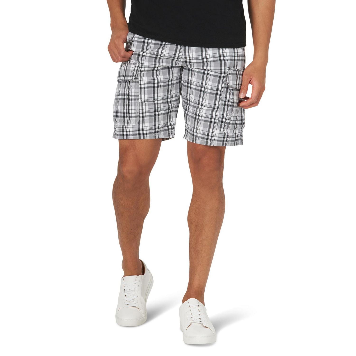 Click here for Wrangler Mens Stretch Cargo Short prices