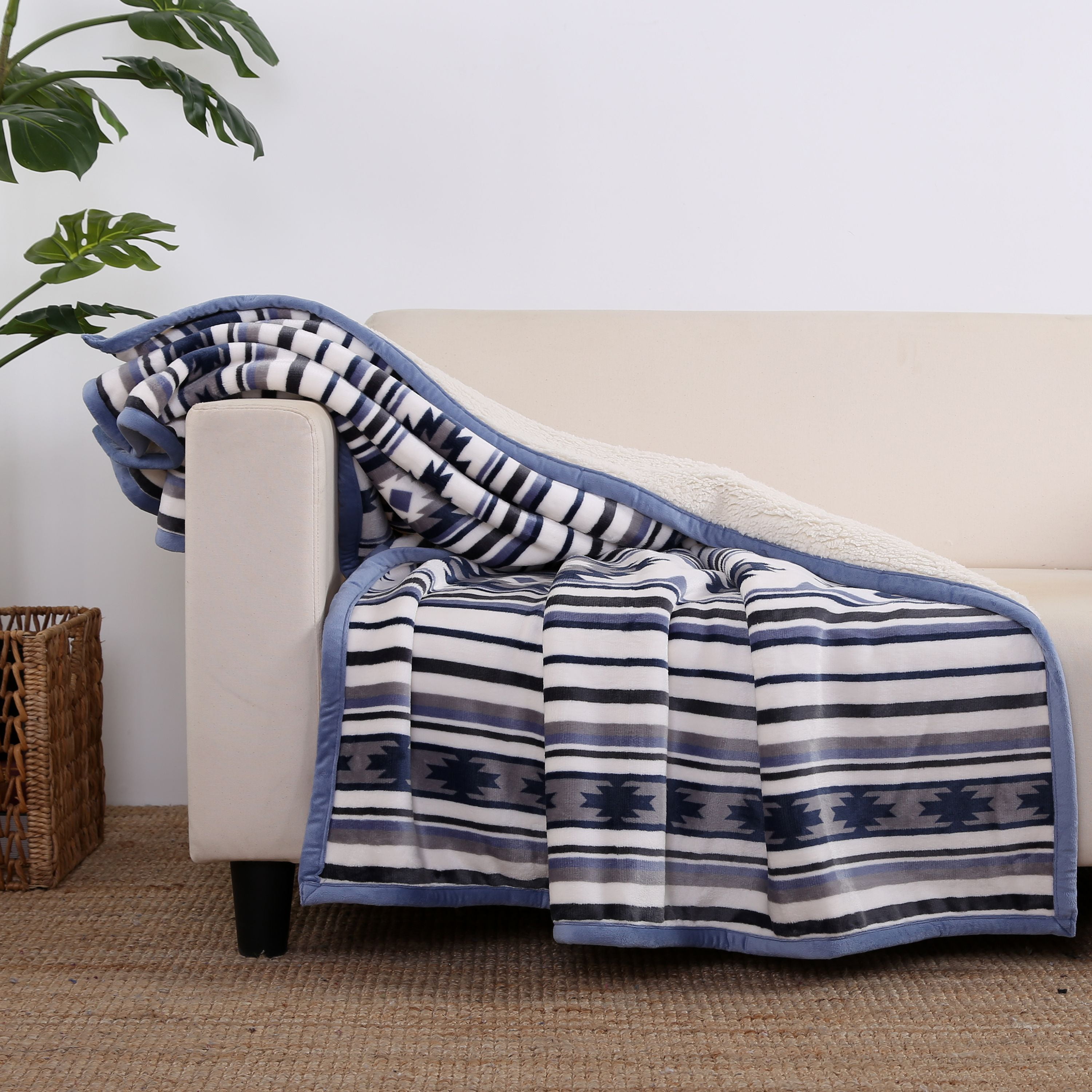 Better Homes Gardens Velvet Plush Reverse To Sherpa Throw Blanket, Each ... Better Homes Gardens Velvet Plush Reverse To Sherpa Throw Blanket, Each ...