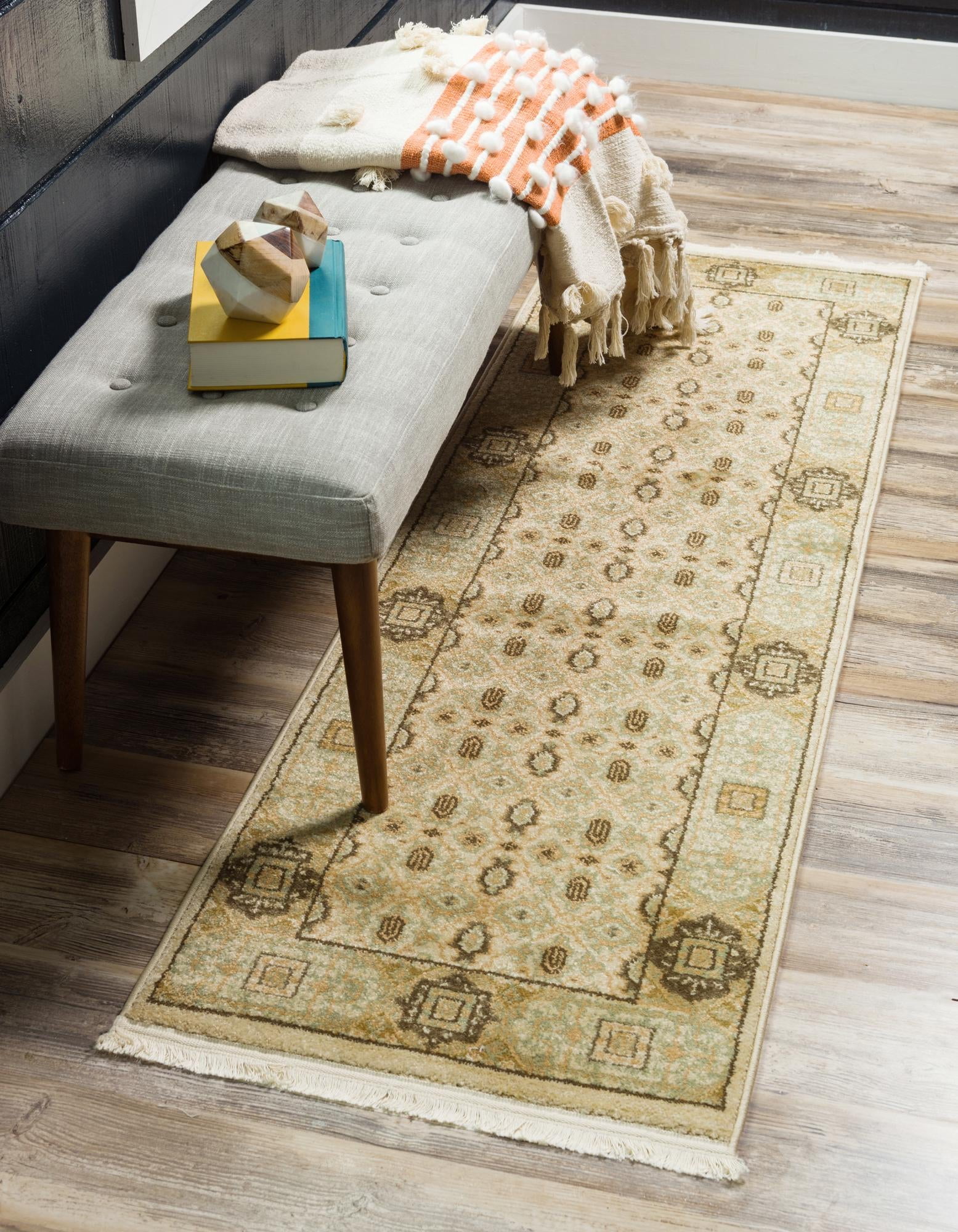 Rugs.com Amina Collection Rug – 10 Ft Runner Cream Medium-Pile Rug ...