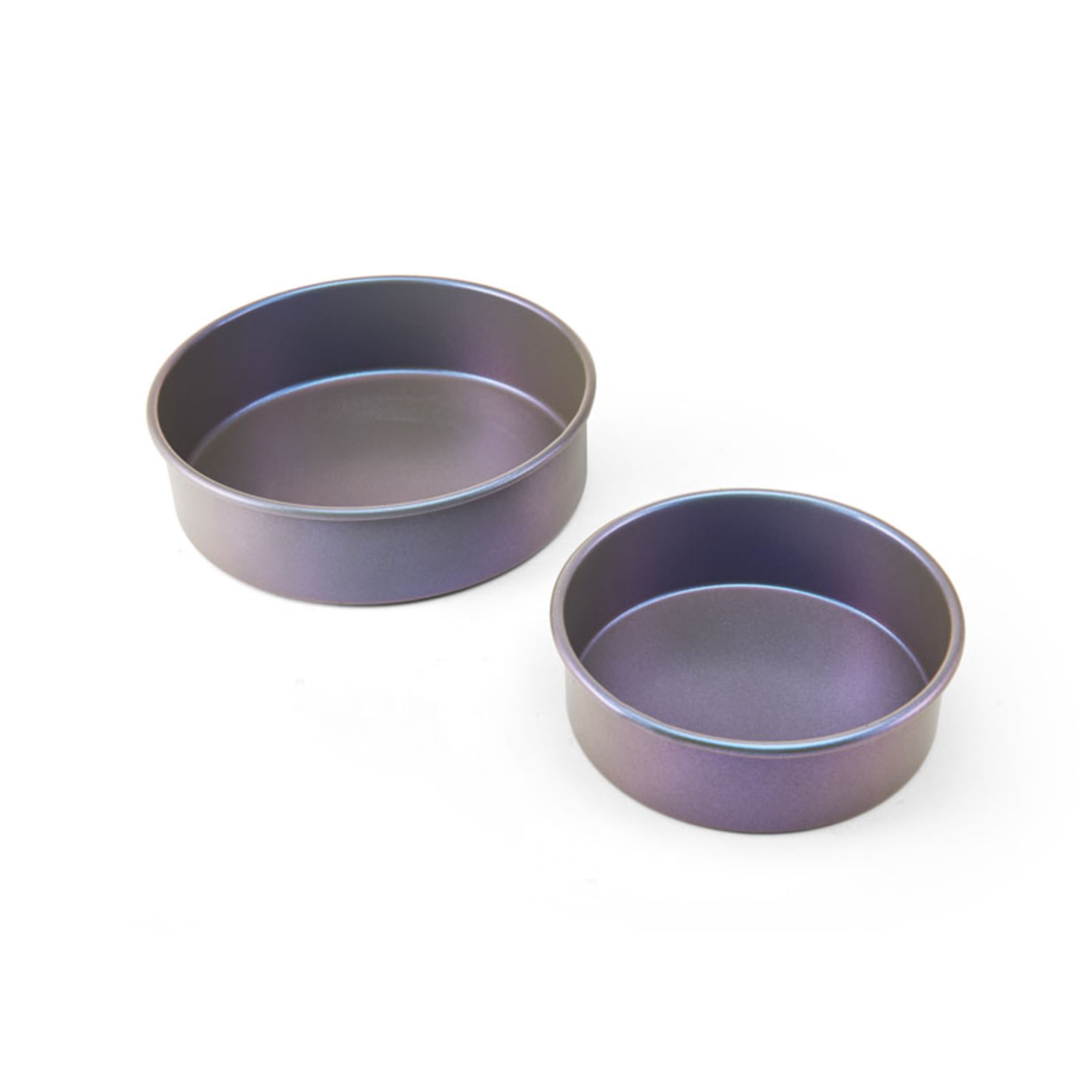 Chicago Metallic Aurora 2-piece Non-Stick Metal Round Cake Pan Set in ...