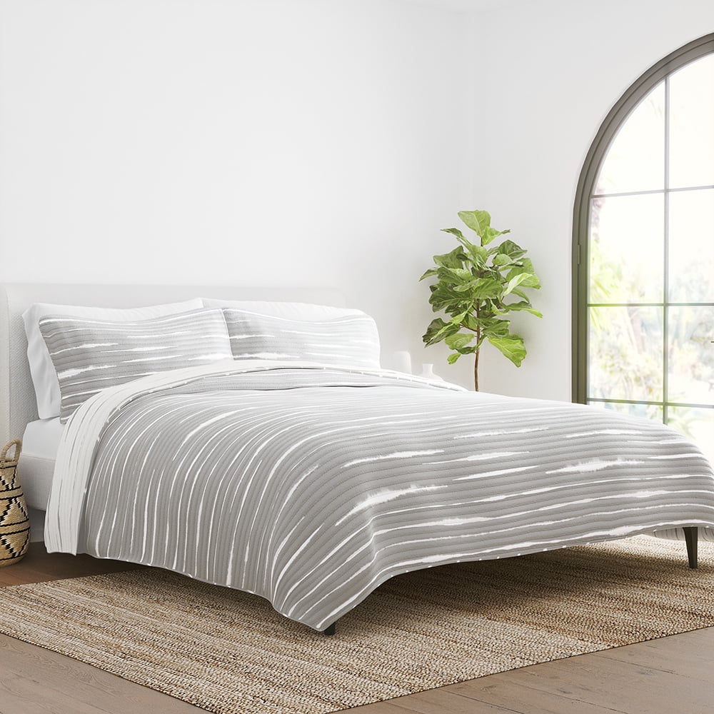 Noble Linens Light Gray 3 Piece Horizon Lines Reversible Microfiber ...