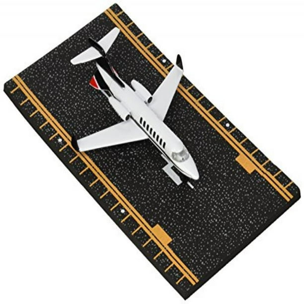 Hot Wings Private Jet With Connectible Runway