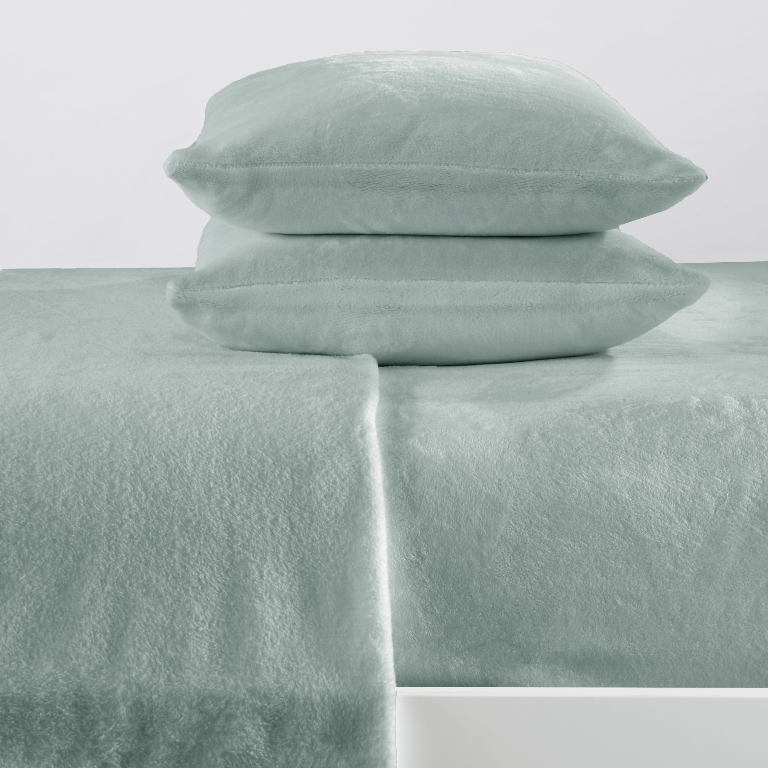 Great Bay Home Super Soft Velvet Plush Solid Sheet Set - Walmart.com