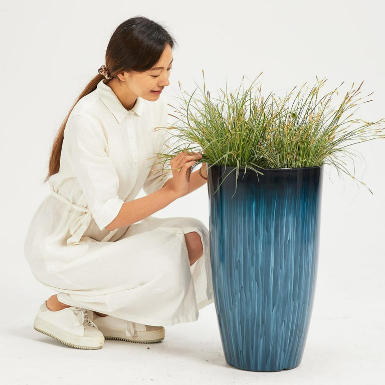 Indoor Plastic Pots 2 Feet Atlnso Set Of 2 Plastic Wall Planter Pots,