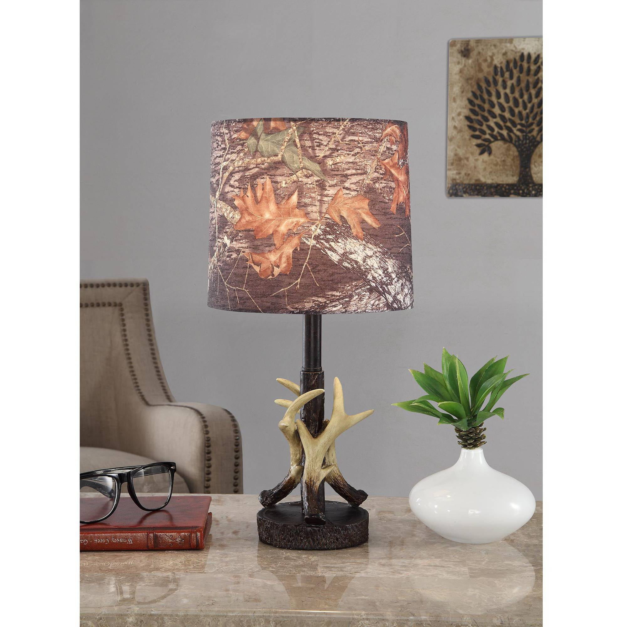 Rustic Mossy Oak Antler Accent Lamp With A Camo Designed Fabric Shade