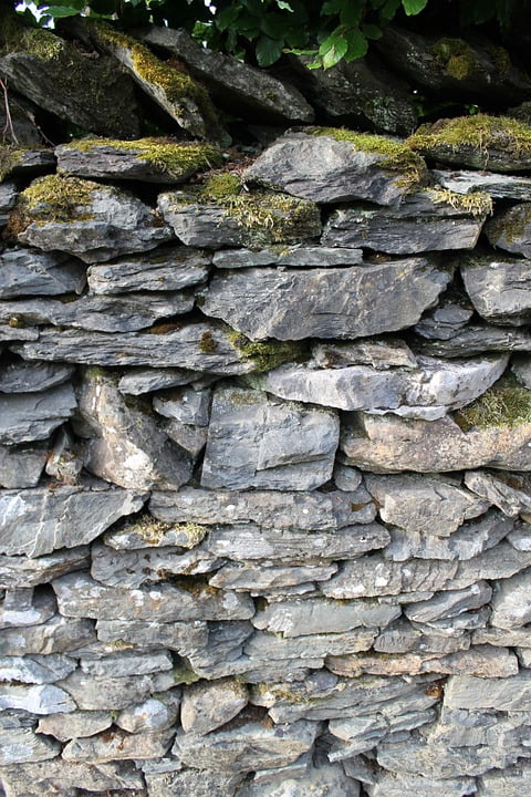 Painting Fieldstone Wall