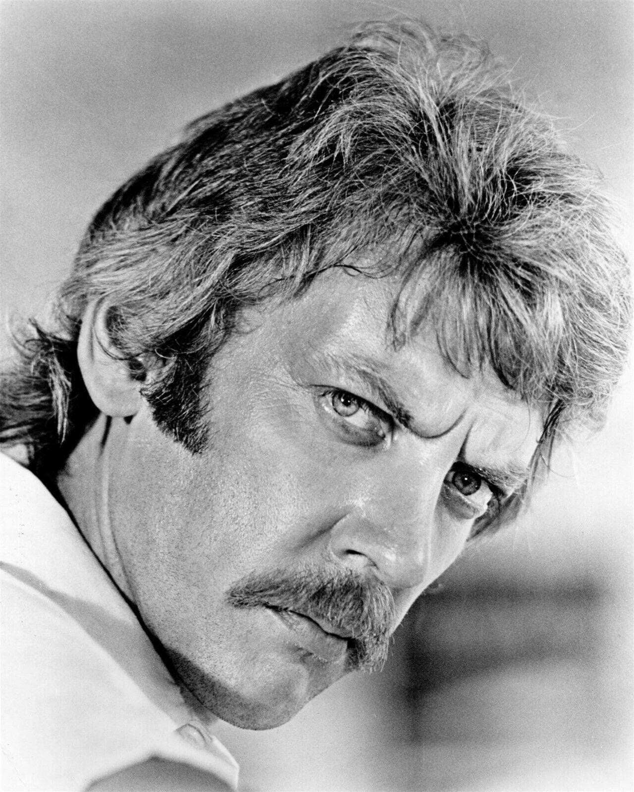 Donald Sutherland portrait 1972 movie Lady Ice 5x7 inch photo - Walmart.com