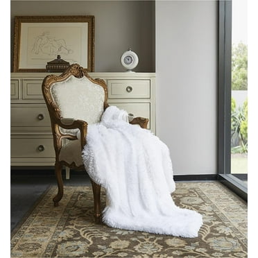 Wilderness Plush Heavyweight Dog Throw Blanket, Multicolor, Standard ...