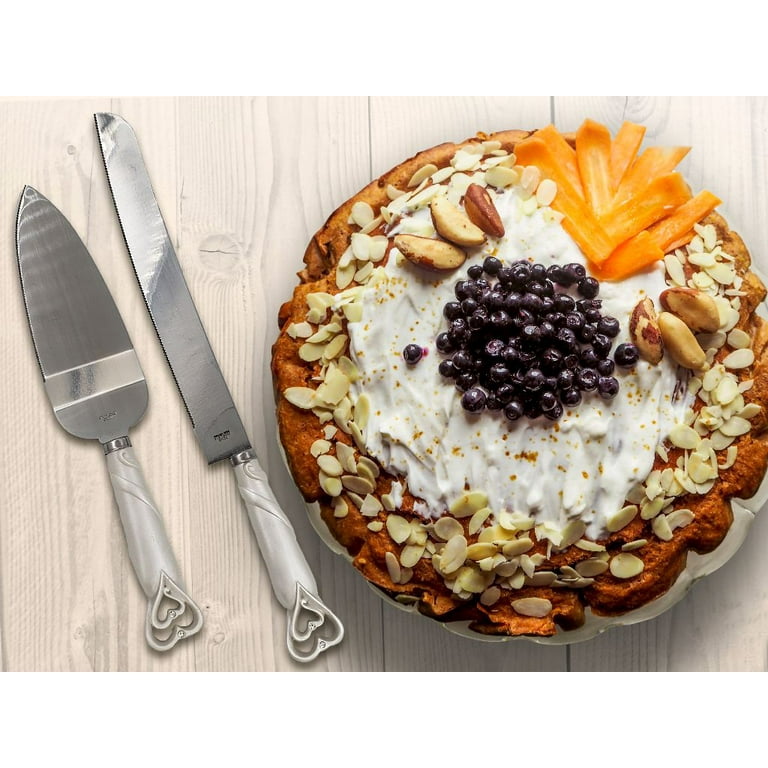 Interlocking Hearts Cake