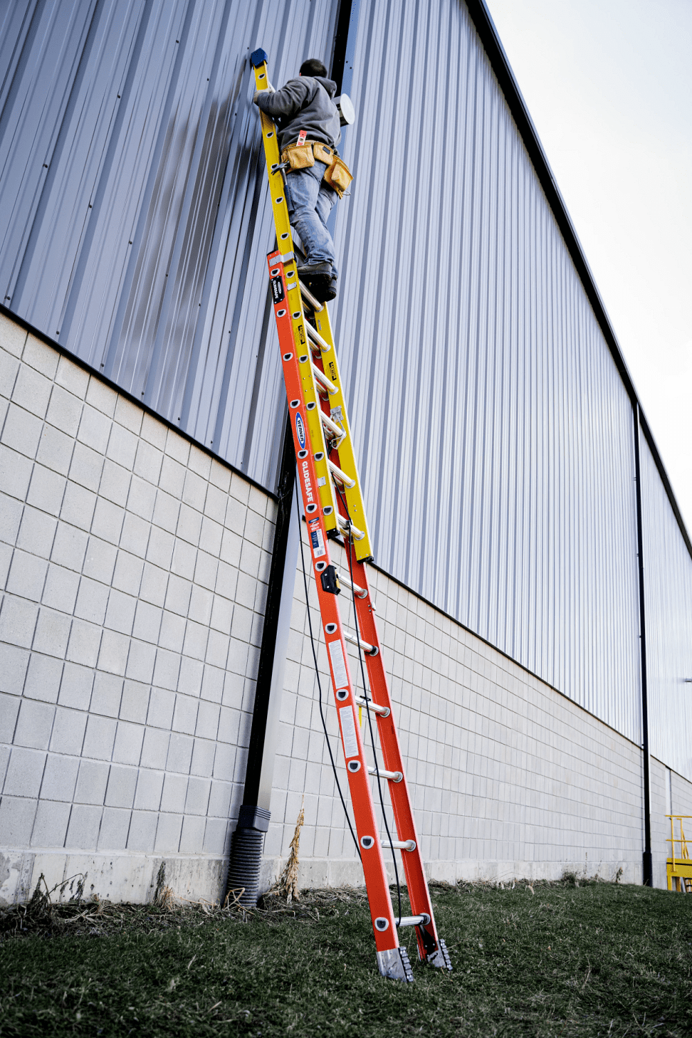 Werner Glidesafe 28 Fiberglass Extension Ladder (27 Reach, 53% OFF