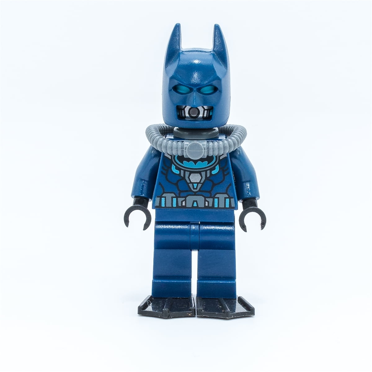 LEGO DC Super Heroes Batman - Dark Blue Wetsuit and Flippers Minifigure ...