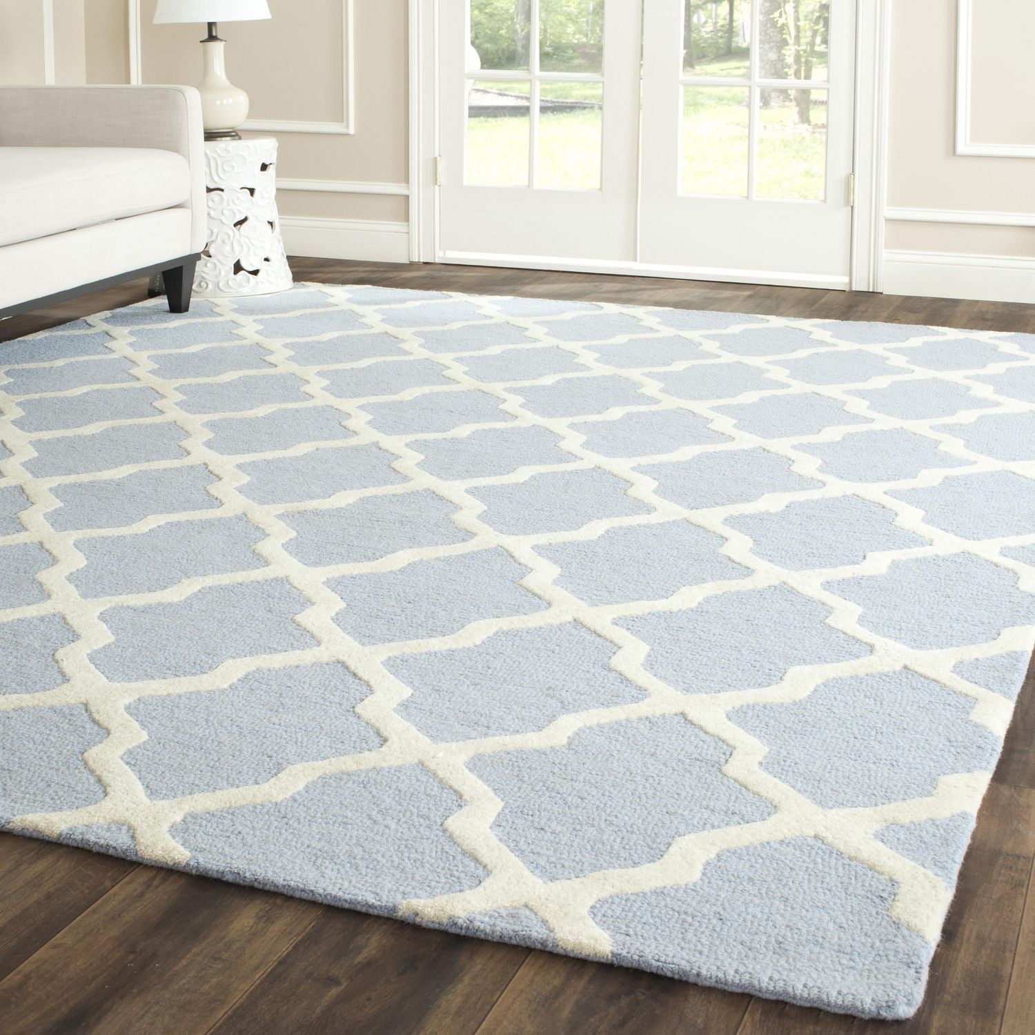 Click here for Safavieh Cambridge Liam Geometric Area Rug 11 X 15 prices