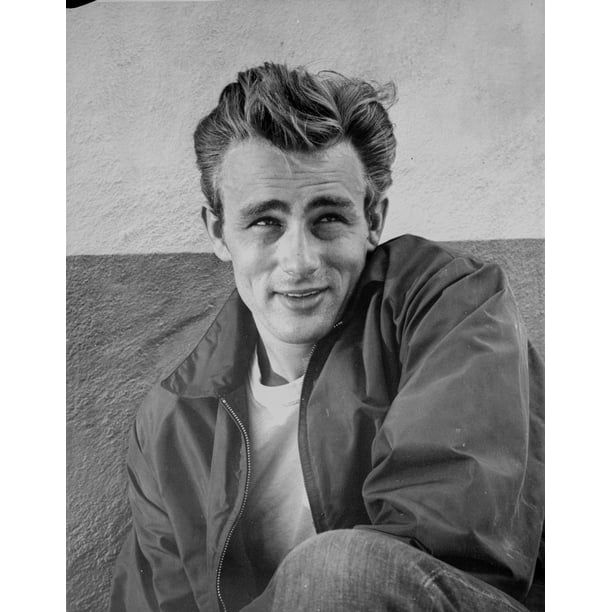 James Dean Portrait in Black Jacket and Heat Turn to the Left with Left ...