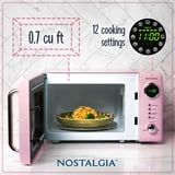 Nostalgia Small Compact Retro Microwave, 0.7 Cu Ft Vintage Appliance ...