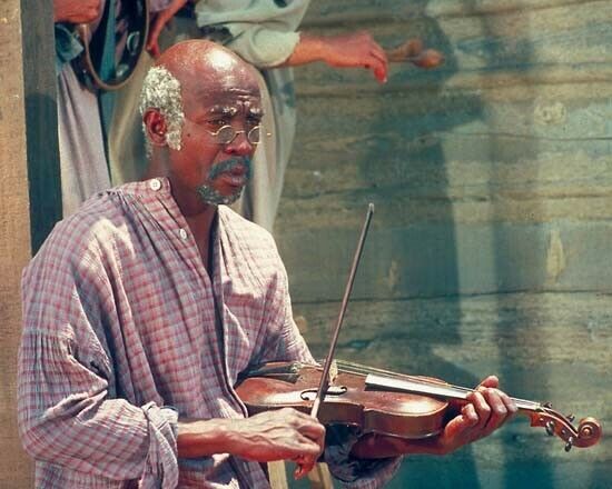 Roots 1977 TV series Ben Vereen as Chicken George with violin 8x10 ...