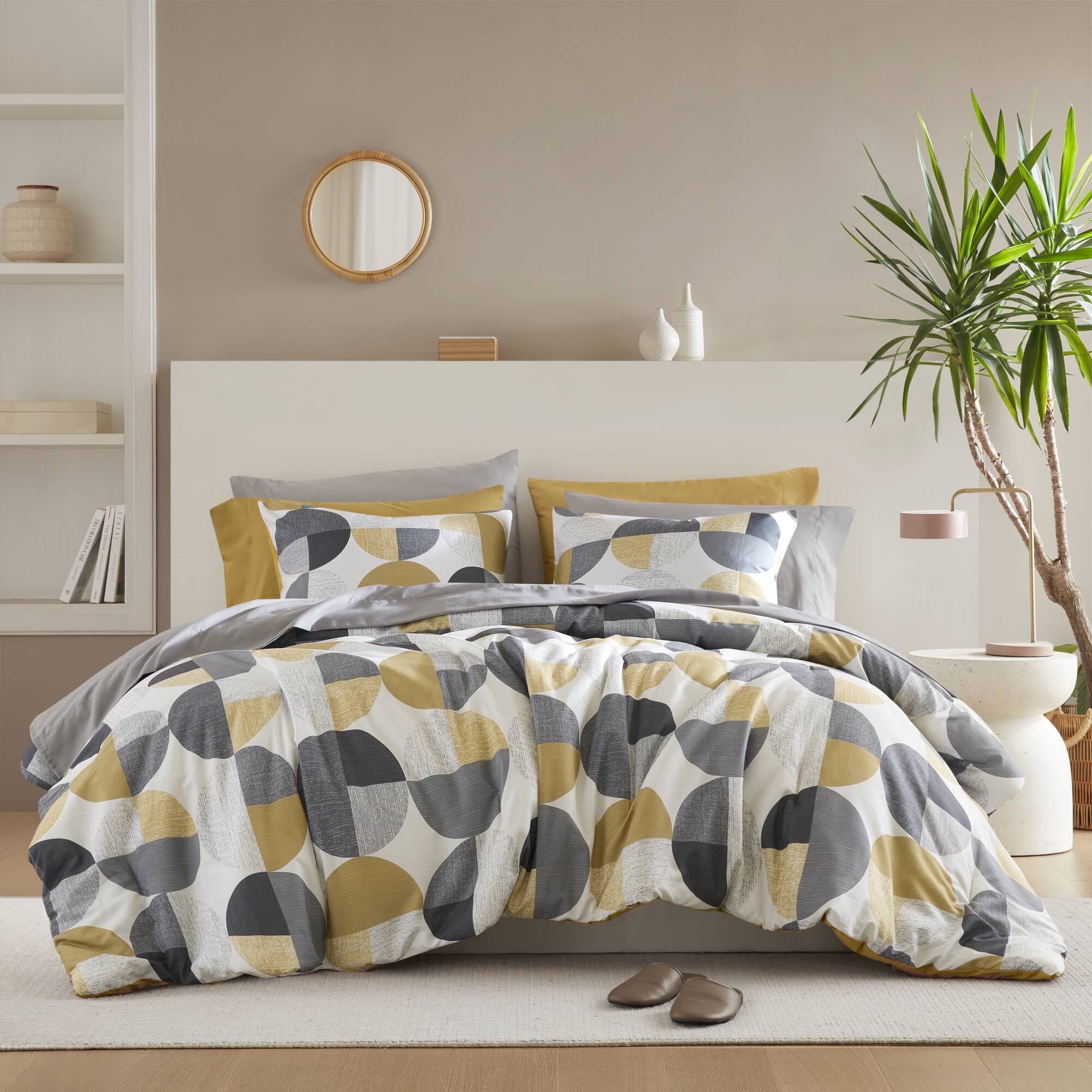 Click here for Regency Heights Queen Size Comforter Set  9-Piece... prices