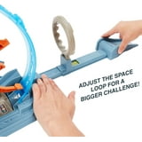 Hot Wheels Disney and Pixar Buzz Lightyear Hyper Loop Challenge Playset ...