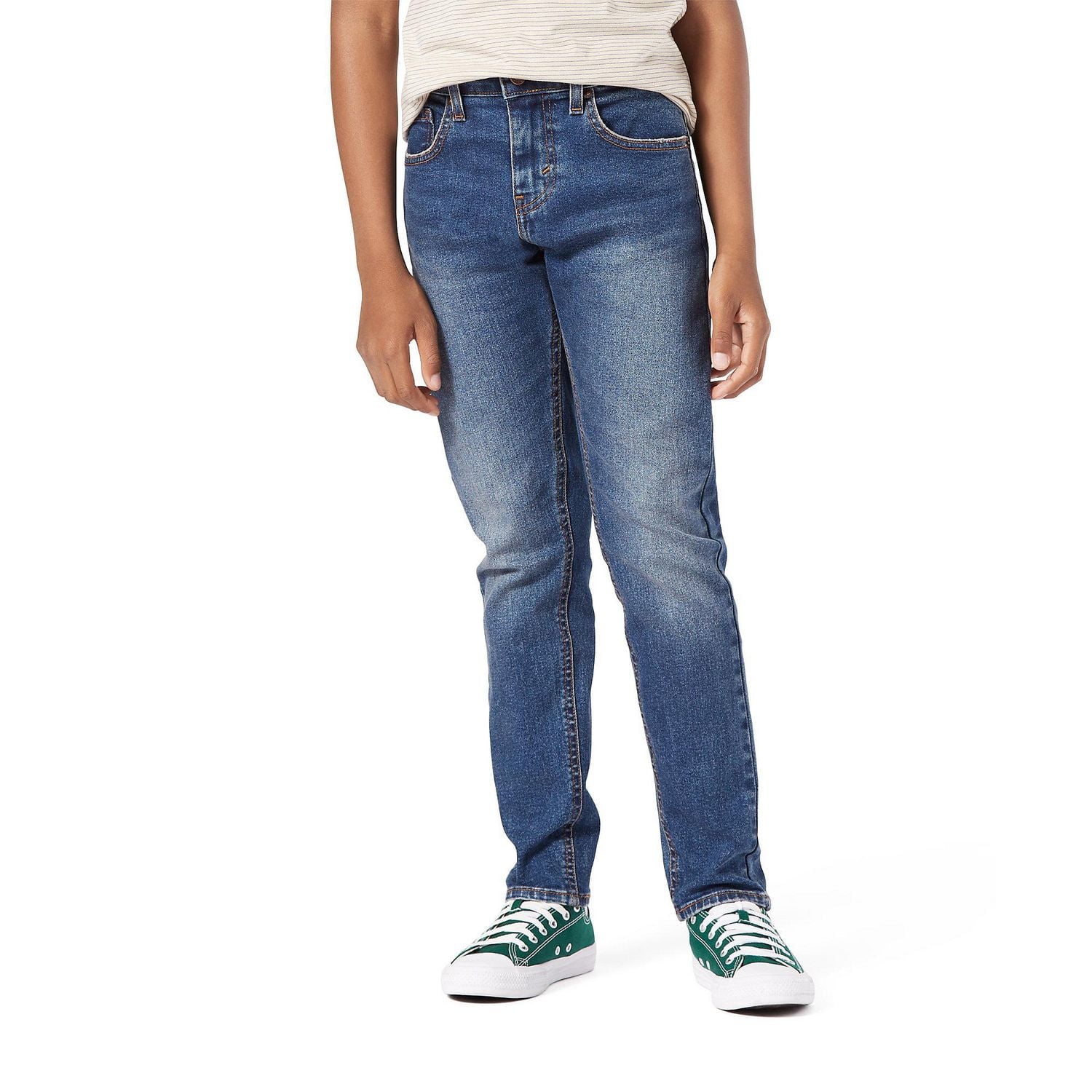 Click here for Levi Strauss Signature Boys Taper Fit Jeans prices