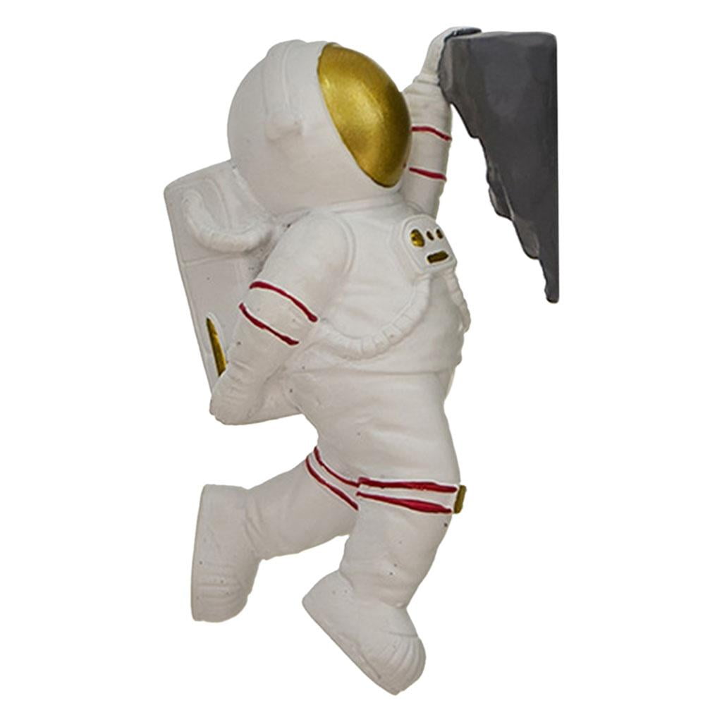 Mini Pic Of Astronaut