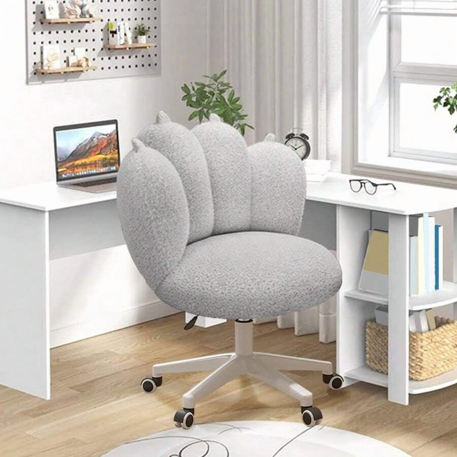 Click here for Na Na Adorable Cat Paw Office Chair With Teddy Fle... prices