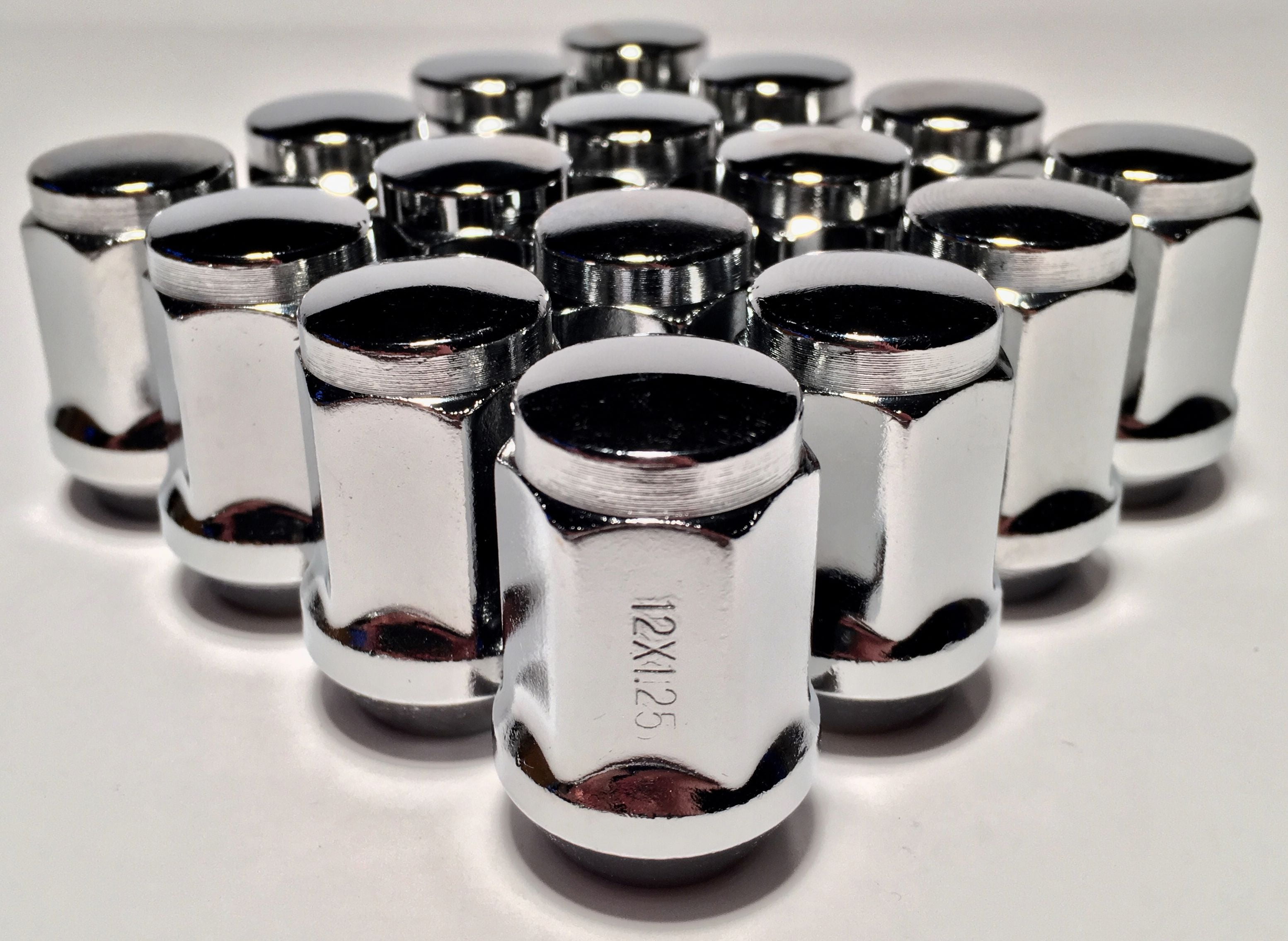 16 Bulge Acorn Wheel Rim LugNuts 12X1.25 M12 1.25 Closed End Chrome 19 ...